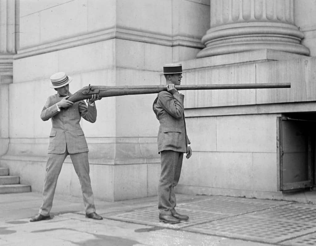 10 Of The Most Ridiculous Weapons Ever Designed Page 2 Of 5 10-of-the-most-ridiculous-weapons-ever-designed-page-2-of-5
