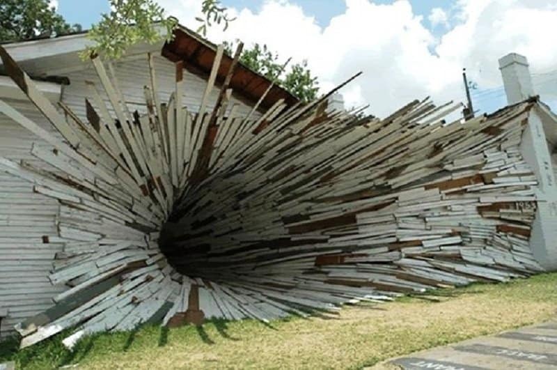 10 Brilliant Examples Of Architectural Illusions - Page 2 of 5